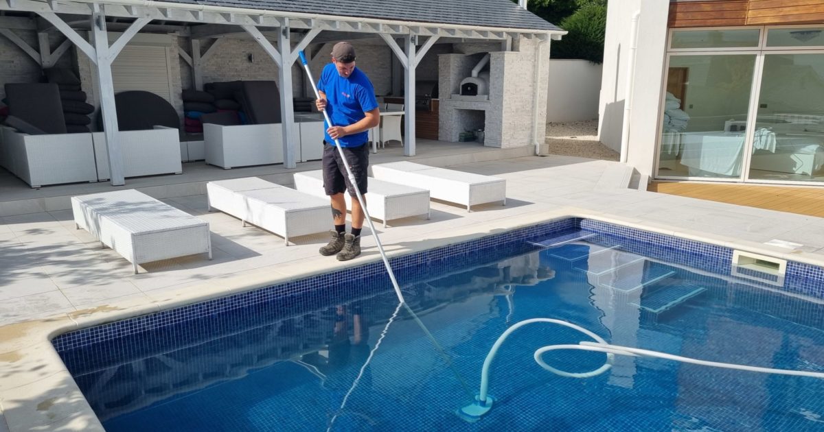 Pool Servicing & Maintenance | Chemsol
